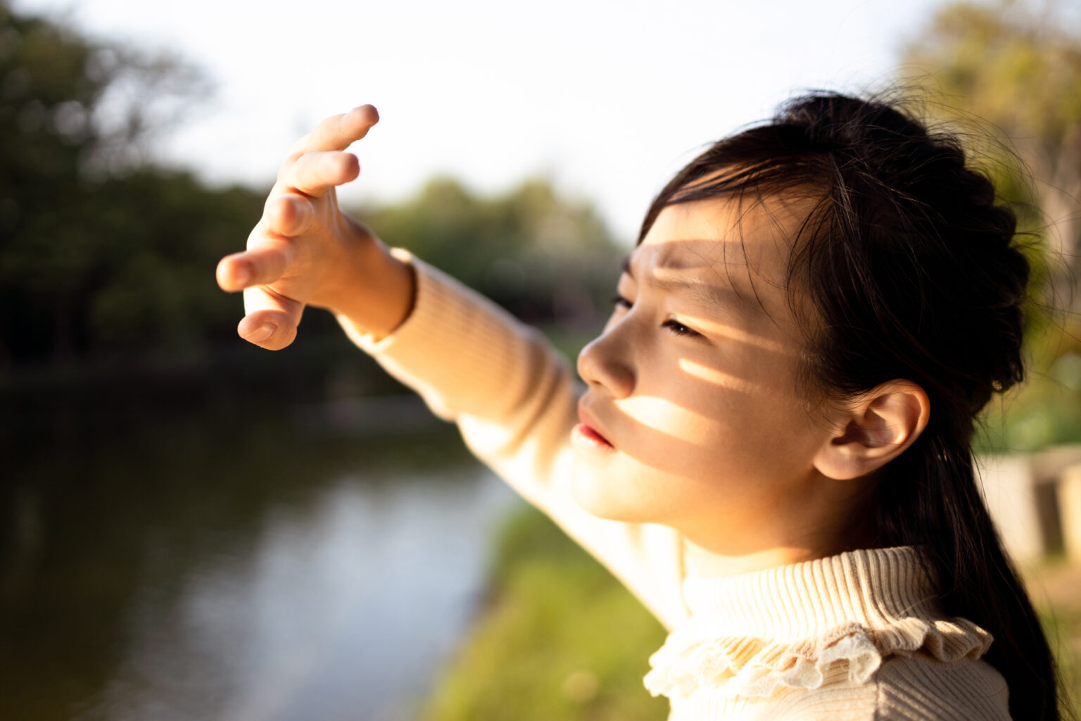 Photophobia: Causes, Symptoms & Treatment for Light Sensitivity ...